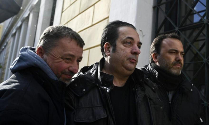 Αυτό είναι το ξεκαρδιστικό video για τη σύλληψη του Ριχαρδου που έγινε ...