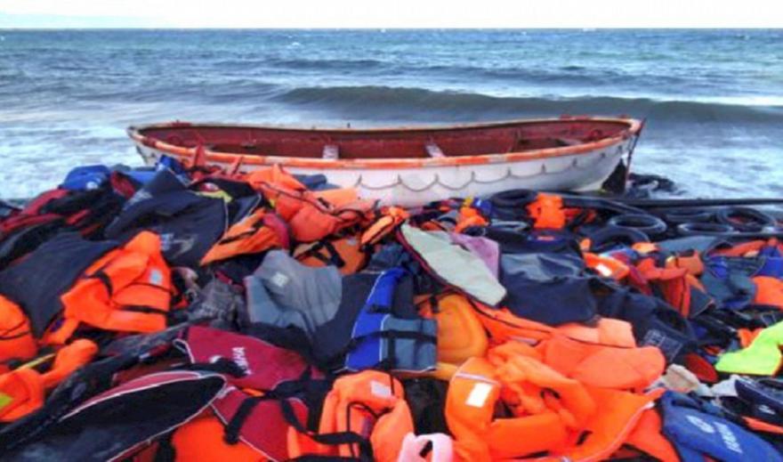 Μυτιλήνη: Βάρκα με πρόσφυγες και μετανάστες έφτασε σε παραλία του ...