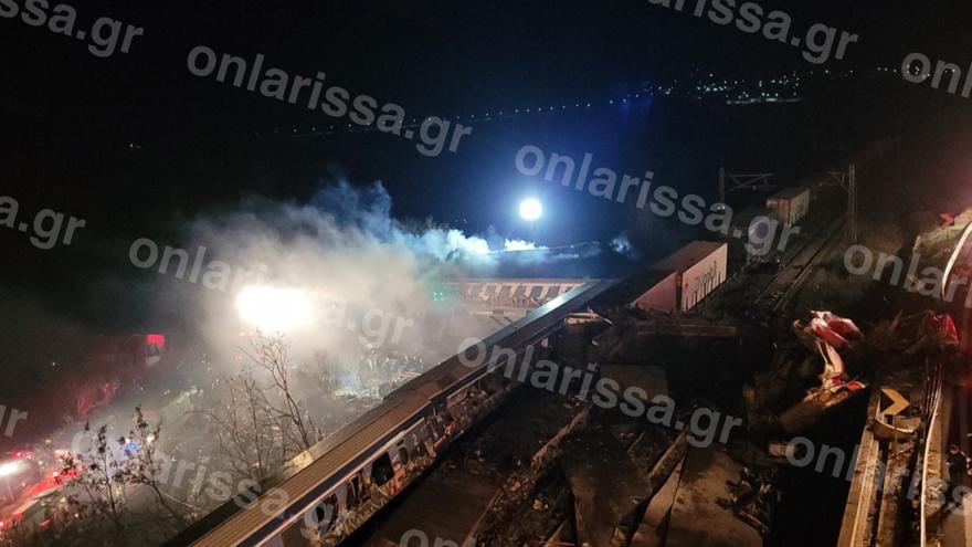 Λάρισα: Φωτογραφίες από ψηλά μετά τη σύγκρουση τρένων - Επικαιρότητα ...