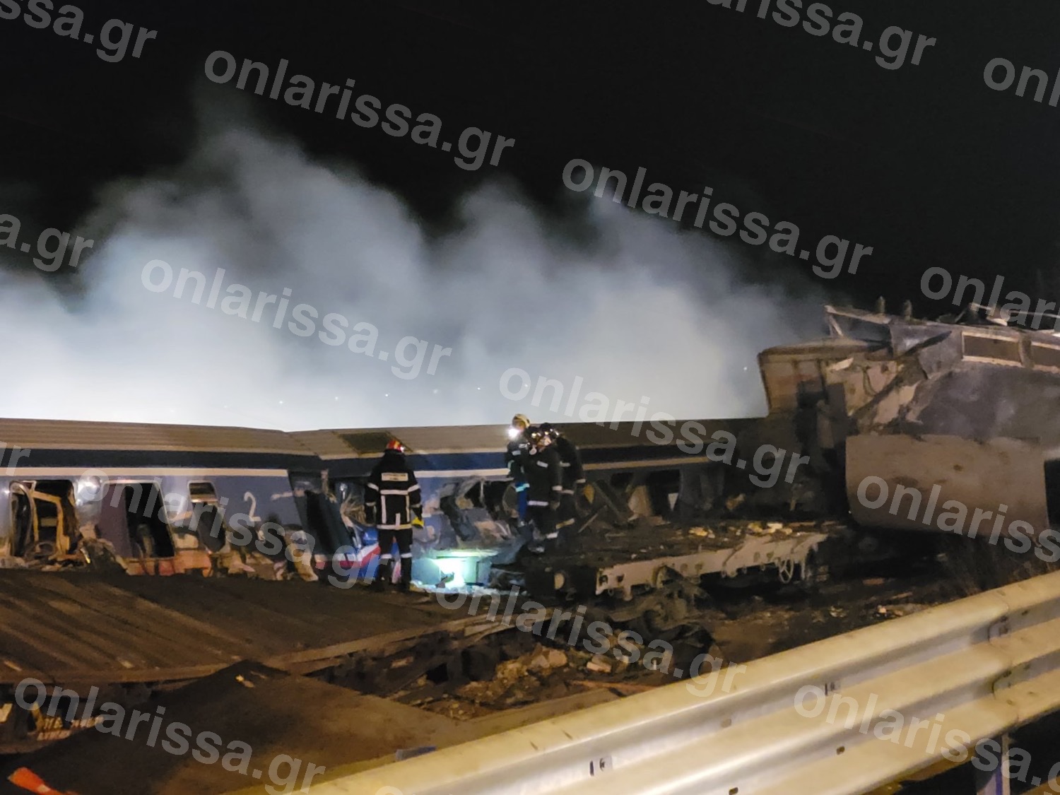 Λάρισα: Φωτογραφίες από ψηλά μετά τη σύγκρουση τρένων - Επικαιρότητα ...