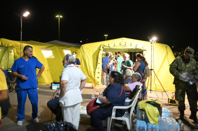 Αλεξανδρούπολη: Σοκαριστικές εικόνες στο πλοίο όπου μεταφέρθηκαν οι ...