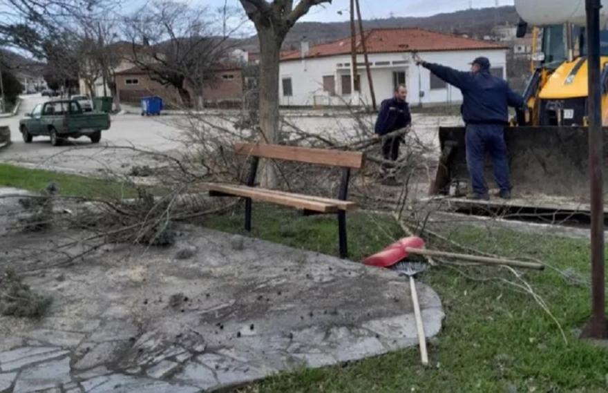 Εβρος: Ανεμοστρόβιλος «χτύπησε» χωριό, προκαλώντας μεγάλες καταστροφές ...