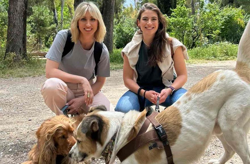 Pet Stories: Στο 3ο επεισόδιο, η Μάρθα Λαμπίρη Φεντόρουφ και ο σκύλος της Diego - NEXT - TV ...